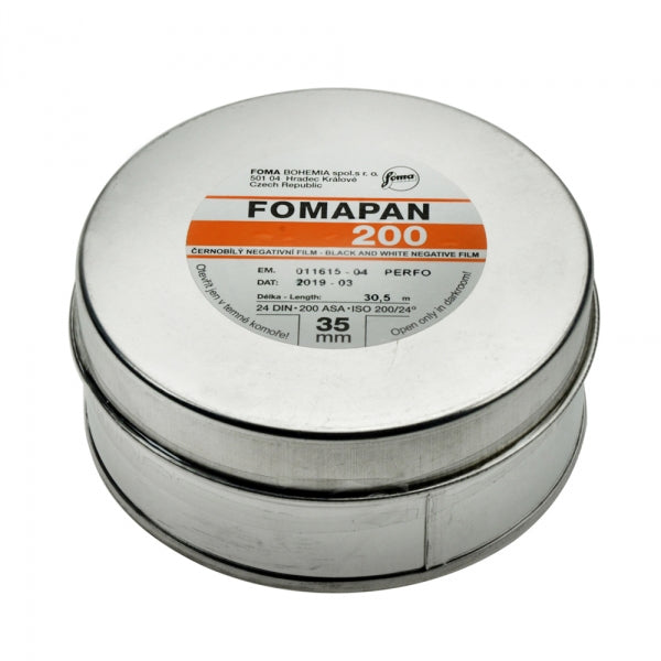 Foma Fomapan 200 ISO 35mm x 100 ft. – Lincoln Camera Shop Online, LLC